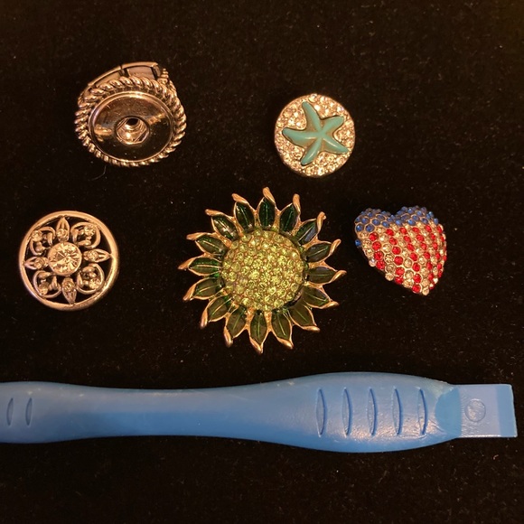 Jewelry | New 6 Piece Set Snap On Ring With 4 Snaps | Poshmark